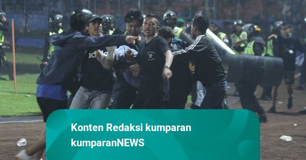 Zat pada Gas Air Mata yang Digunakan Polri Tak Berbahaya? Ini Penjelasan Ahli UI | kumparan.com